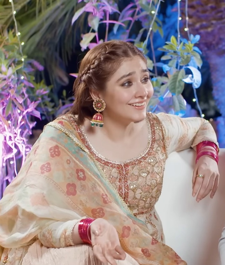 5 Pakistani Drama Heroines Serving Eid Style Inspiration!